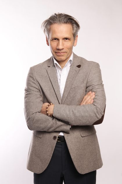 Impressum - Prof. Dr. Oliver Errichiello